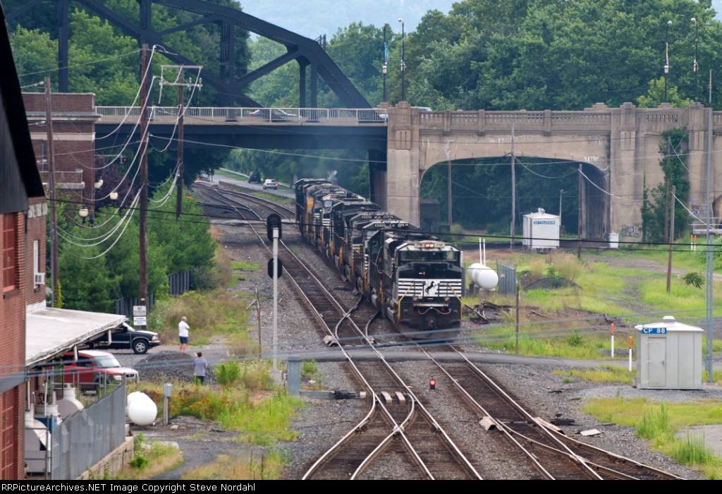 Ten Engine NS-969 Light Move @ CP-Bethlehem